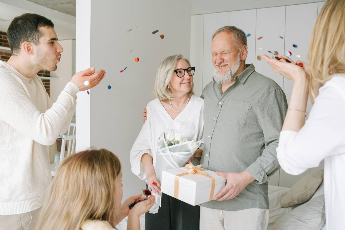 6 Meaningful Ways to Mark Family Milestones - Piqora.com
